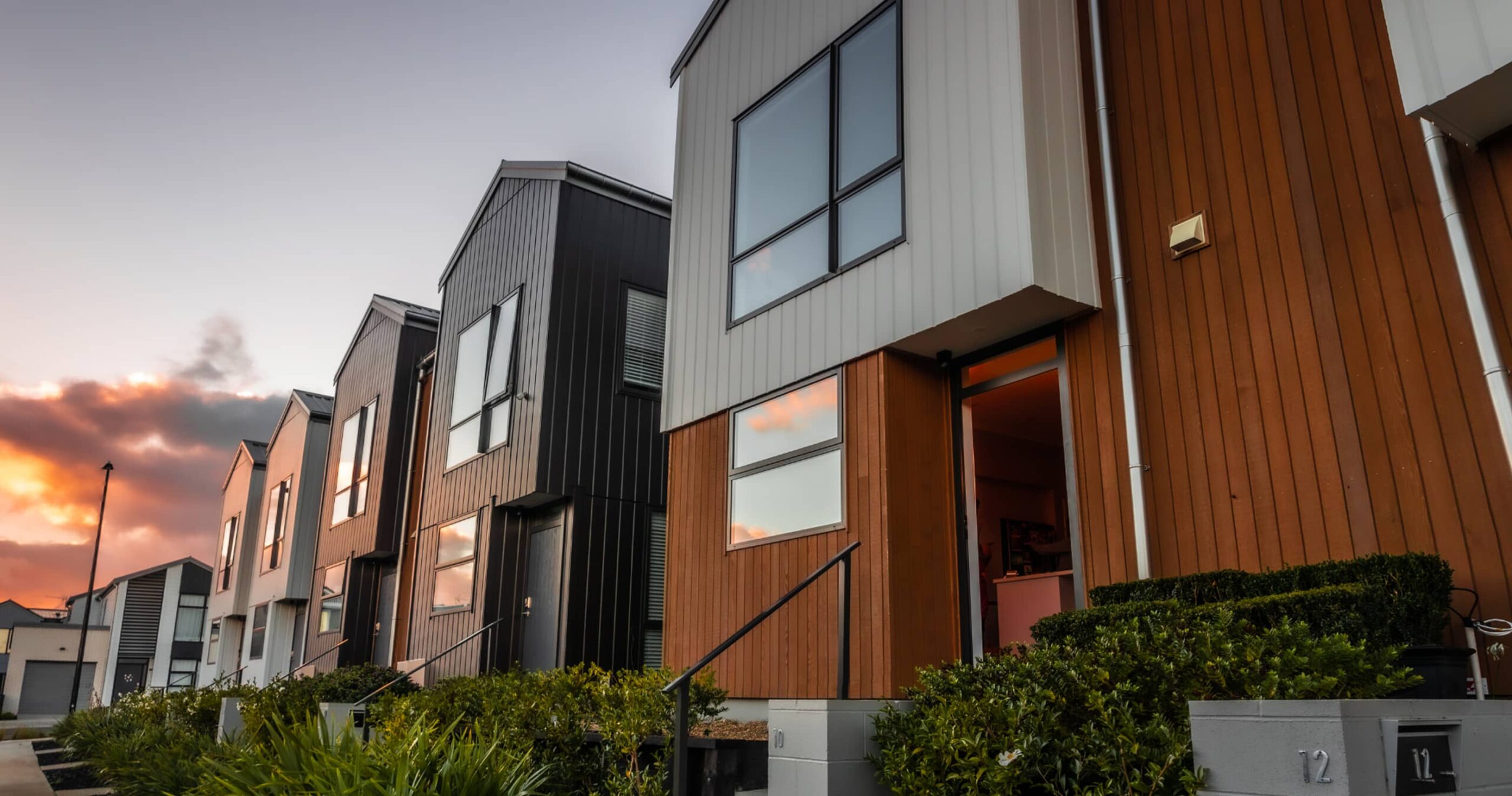 Universal Homes - Contagion